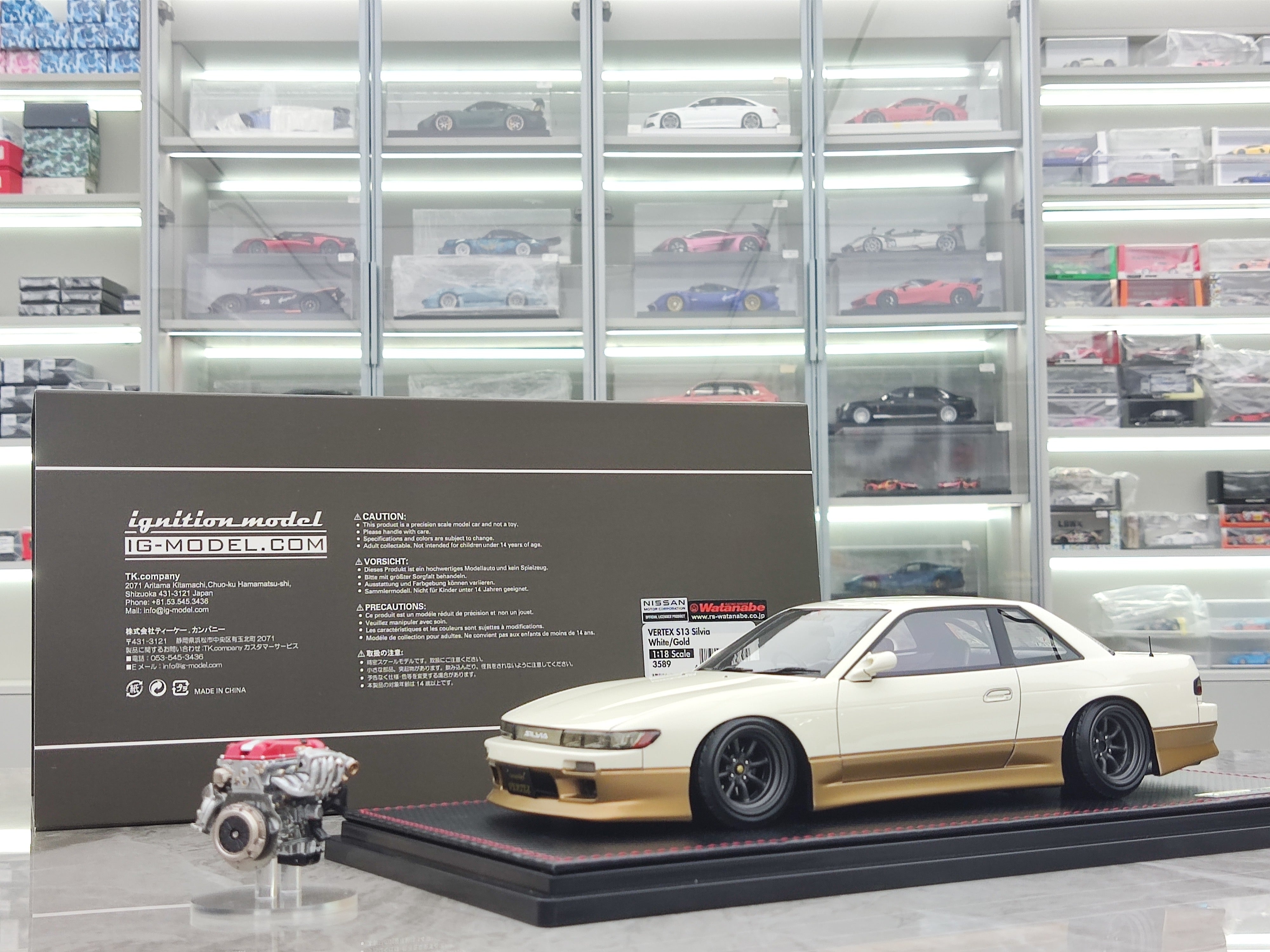 Ignition Model 1/18 Nissan Vertex S13 Silvia White/Gold with SR20 Engi ...